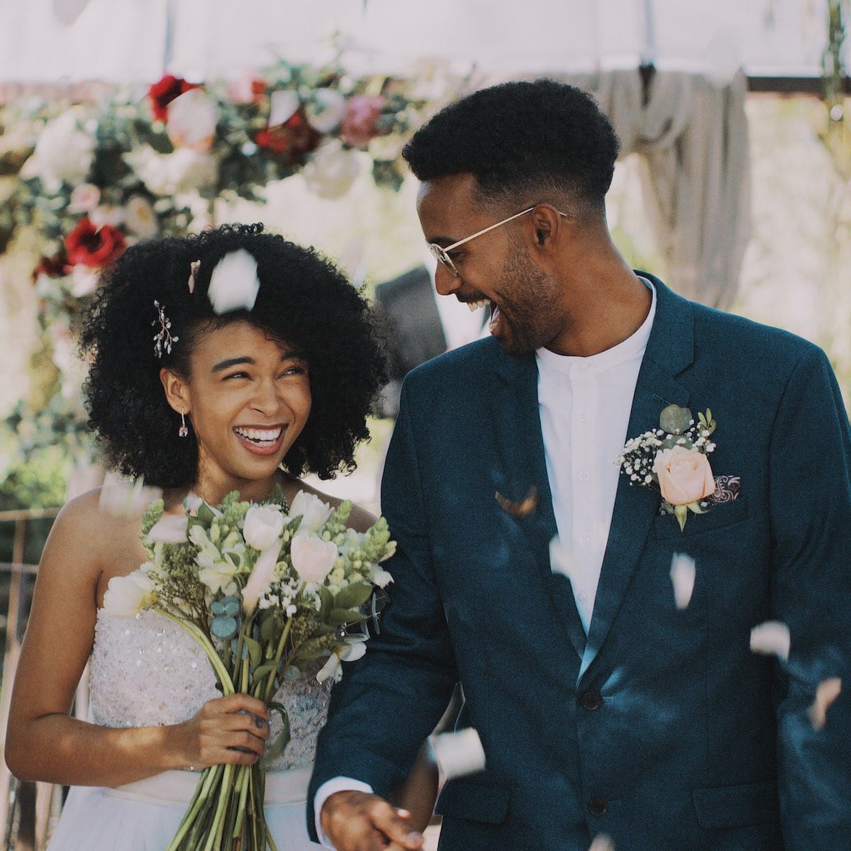 When Should You Start Your Wedding Website? | Riley & Grey